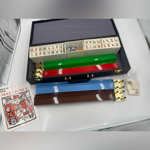 Games | Mahjong Vintage Set With 166 Tiles Made In Taiwan | Poshmark